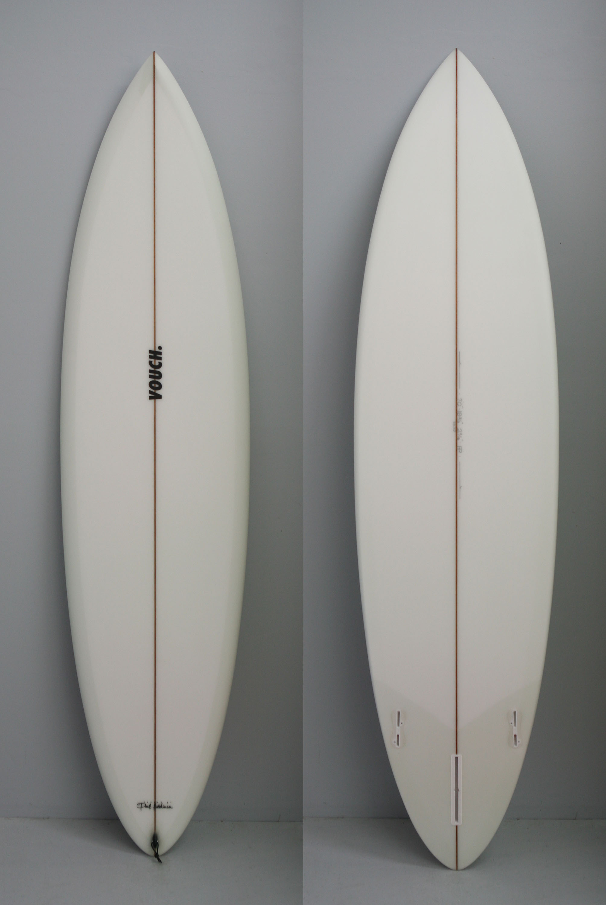 SINGLE FIN (2 + 1)